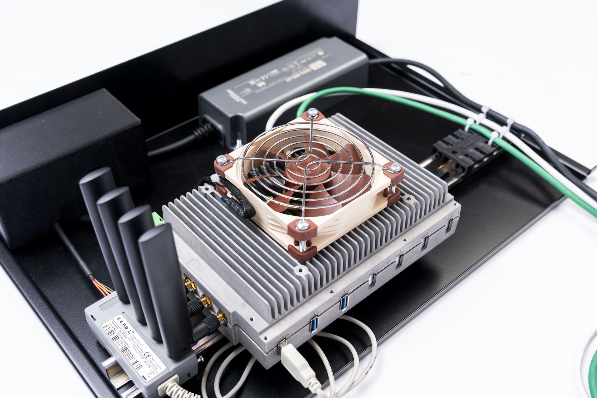 Kempower Power Units und Satelliten | CITYWATT Fachpartner-Shop